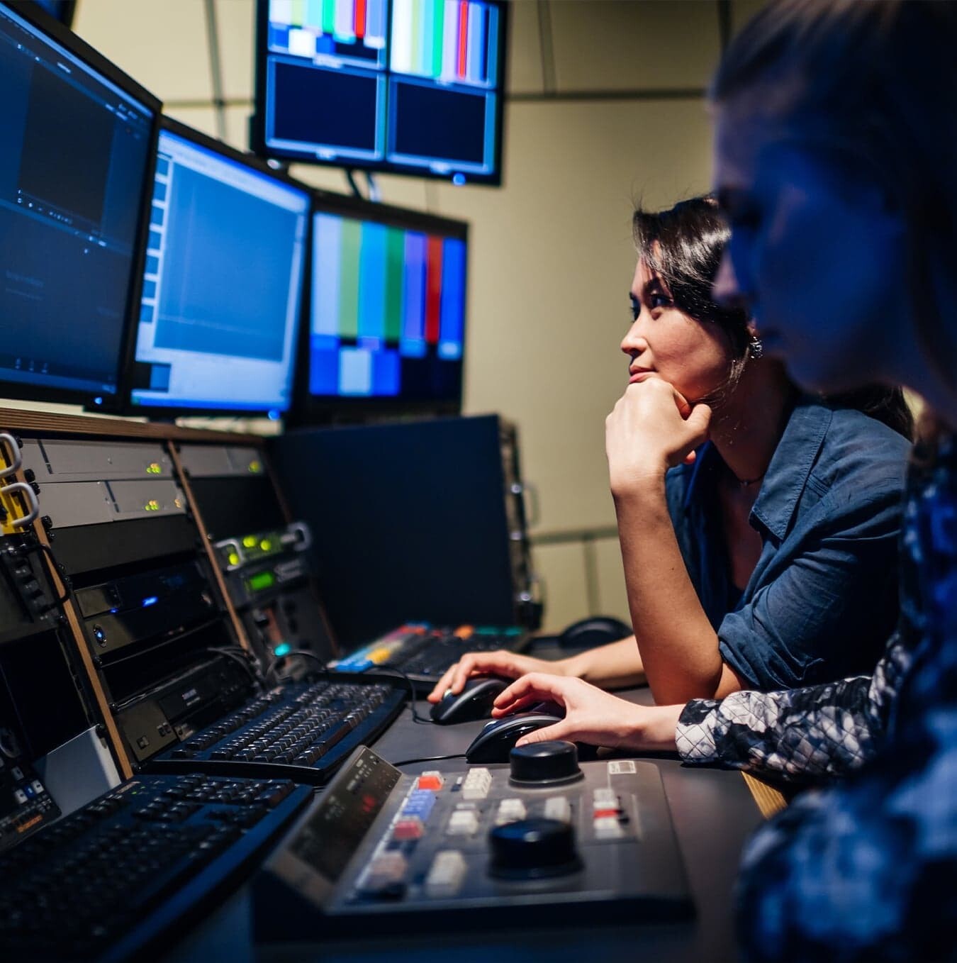Hemisphere Media Group. - Searchlight Capital